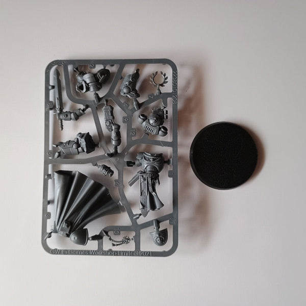 Space Marines Captain Imperium Magazine New on Sprue – West Coast Games